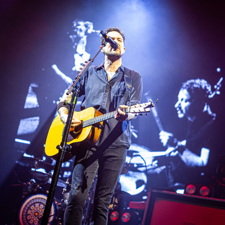 A CELEBRATION OF COMMUNITY: THE FRANK TURNER ARMY SHOW UP IN FORCE FOR ...